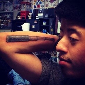 30 Interactive Tattoos That Playfully Use The Human Body | DeMilked