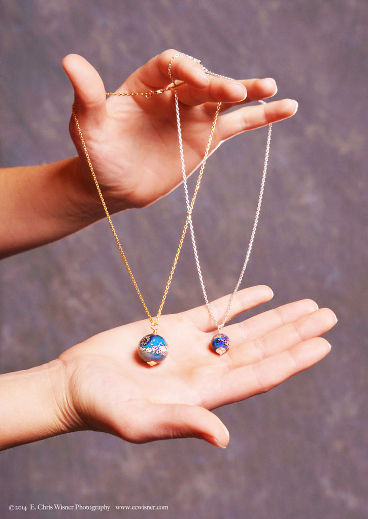 Memorial Ash Beads: Artist Turns Your Loved Ones' Ashes Into Jewelry ...