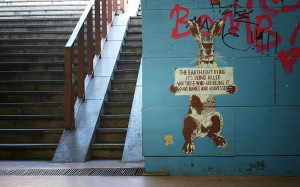 25 Powerful Pieces Of Street Art That Tell The Painful Truth | DeMilked