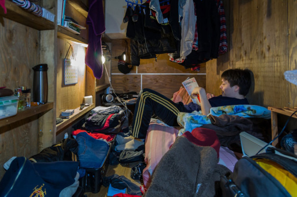 Shocking Images Of People Living In Extremely Tiny Spaces In Japan Will ...