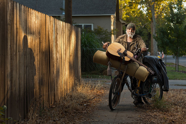 Photographer Shows Homeless In A Literally New Light To Remind Us They ...