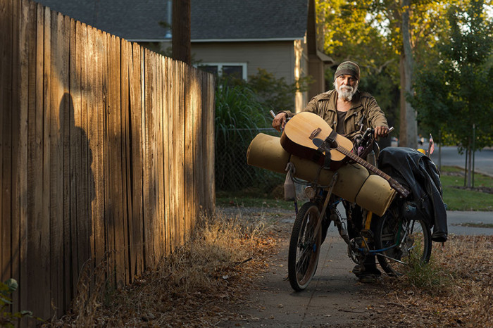 Photographer Shows Homeless In A Literally New Light To Remind Us They ...