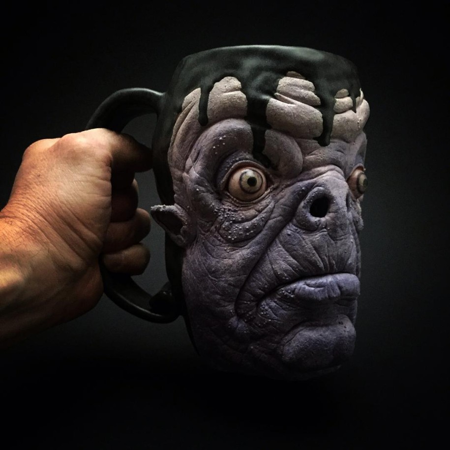 Secure Your Coffee With A Scary Zombie Mug | DeMilked