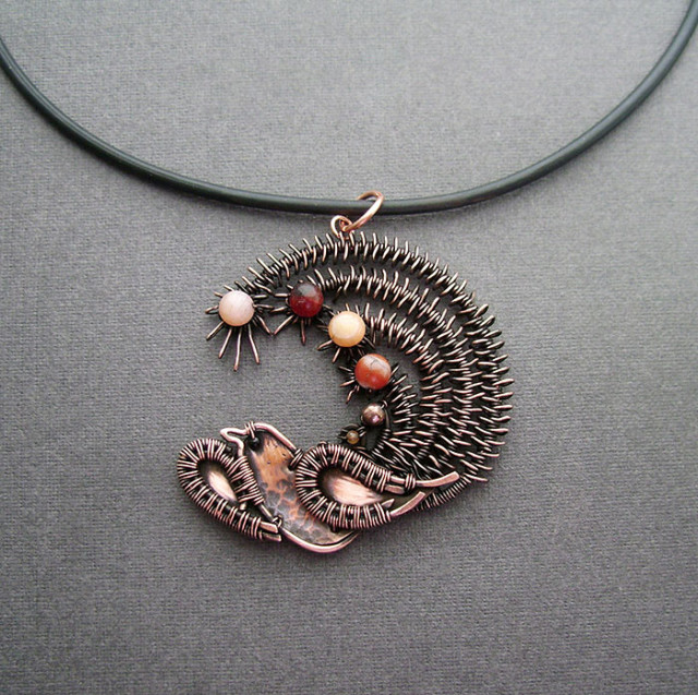 Self-Taught Russian Artist Makes Amazing Wire Wrap Jewelry | DeMilked