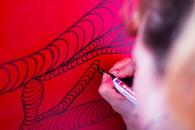 Moving Street Art: Artists Paint Graffiti Murals On Transport Trucks ...