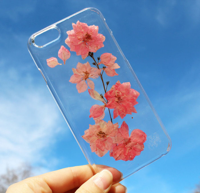 14 Real Flower Phone Cases To Welcome Spring | DeMilked