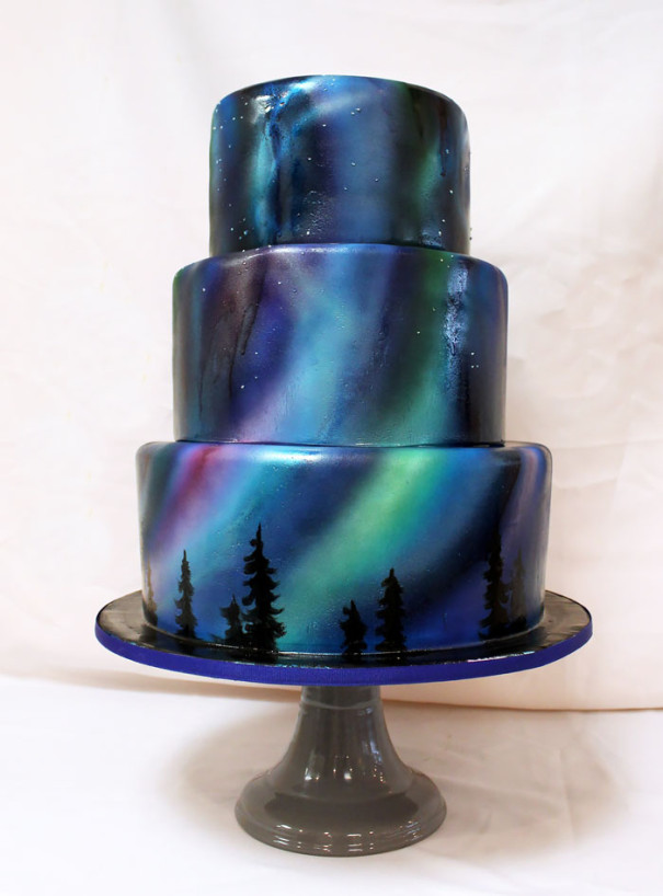 10 Space Cakes, Galaxy Sweets, And Other Otherworldly Treats | DeMilked