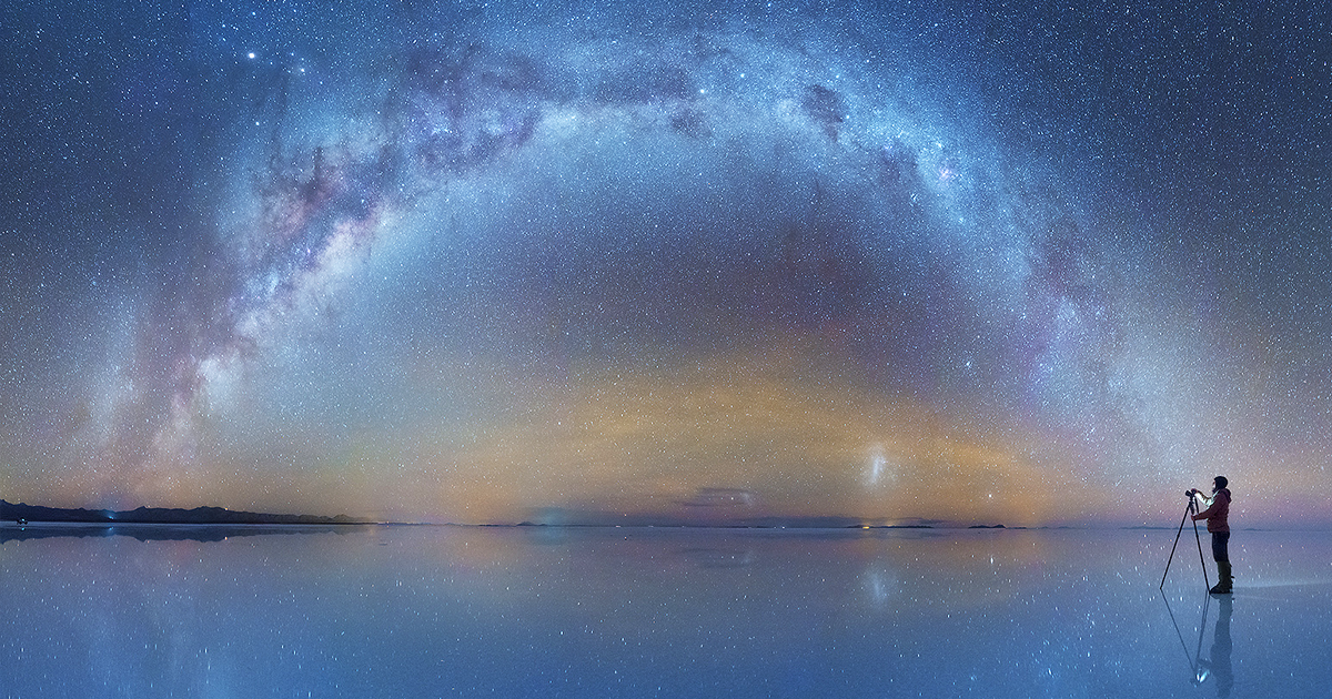 Photos Of The Milky Way Mirrored In The World's Largest Salt Flats By ...