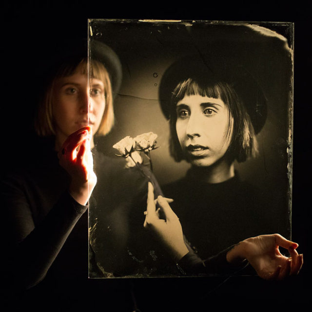 Photographer Uses A 160-Year-Old Camera To Create Unique Portraits ...