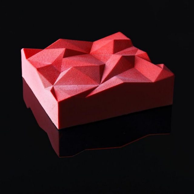 Architectural Designer Uses Her Skills To Bake Geometrical Cakes | DeMilked
