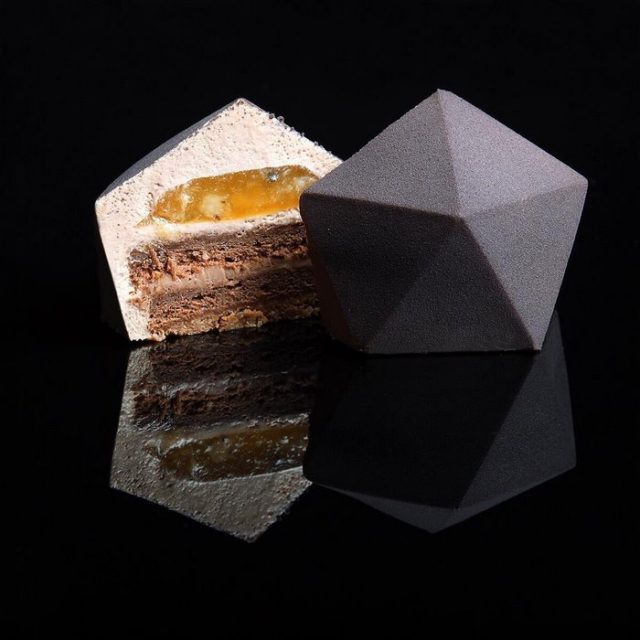 Architectural Designer Uses Her Skills To Bake Geometrical Cakes | DeMilked