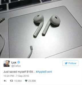 10 Hilarious Reactions To The New iPhone 7 | DeMilked