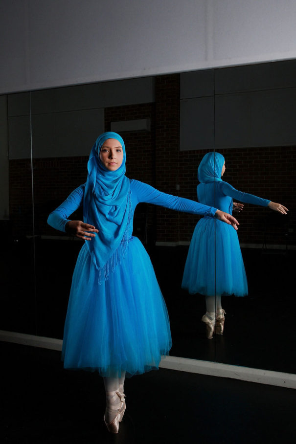 World's First Muslim Hijabi Ballerina Shows How Beautifully Cultures ...