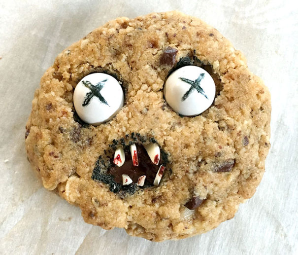 How To Bake Halloween Cookies That Are Too Scary To Eat | DeMilked