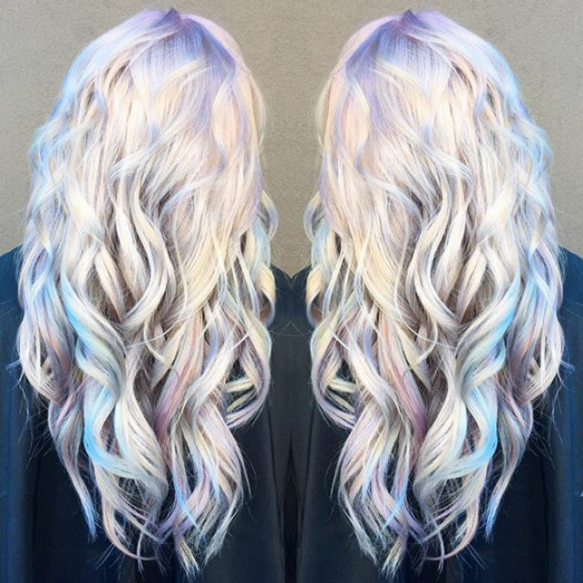 Holographic Hair Is The Hot New Trend Of 2017 | DeMilked