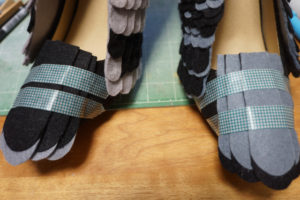 A Pair Of Wearable Pigeons That Allow You To Be A Part Of The Flock ...