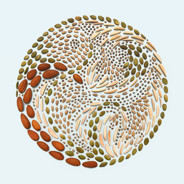 Artist Arranges Everyday Objects To Make Perfect Art Pieces | DeMilked