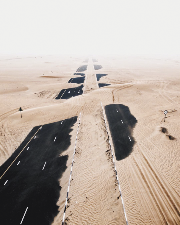 20 Stunning Aerial Photos Showing The Desert Taking Over Dubai | DeMilked