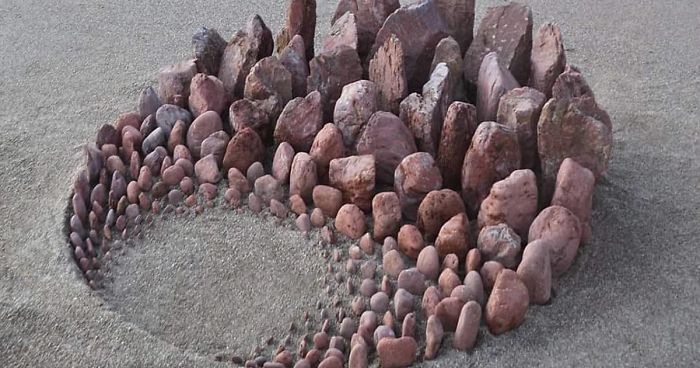 This Artist Collects Rocks And Arranges Them Into Mesmerizing Patterns ...