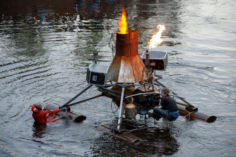 20 Incredible Parade Floats Inspired By Dutch Artist Hieronymus Bosch ...