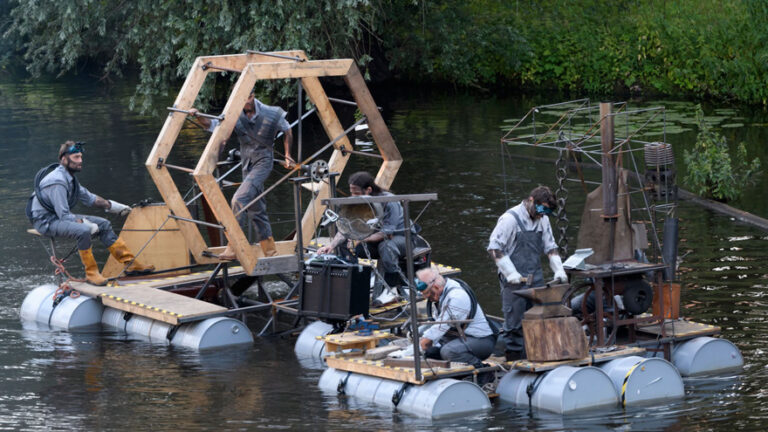 20 Incredible Parade Floats Inspired By Dutch Artist Hieronymus Bosch ...