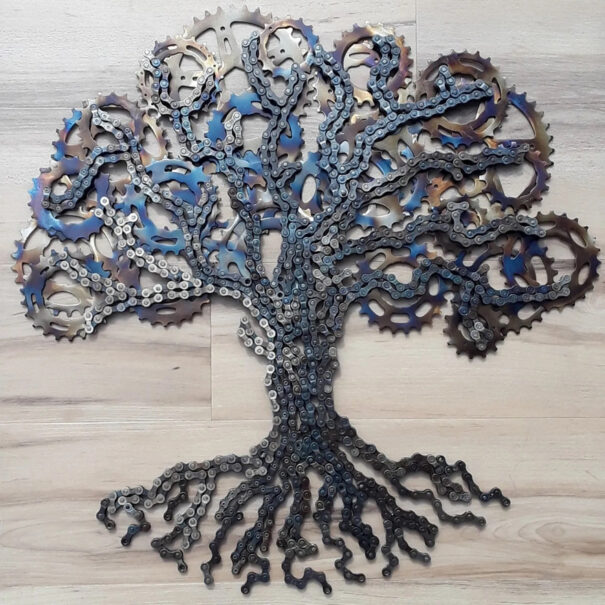 Artist Uses Bicycle Chains And Scrap Metal To Create 13 Amazing ...