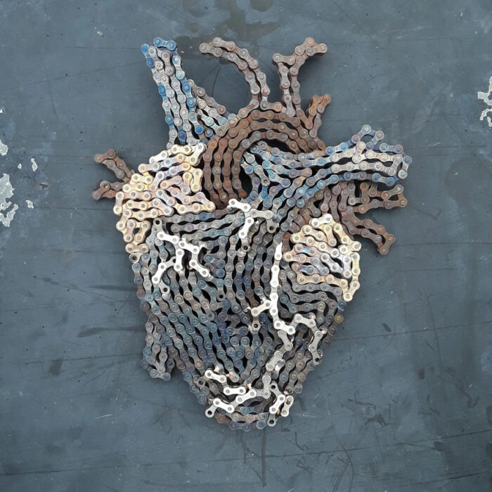 Artist Uses Bicycle Chains And Scrap Metal To Create 13 Amazing ...