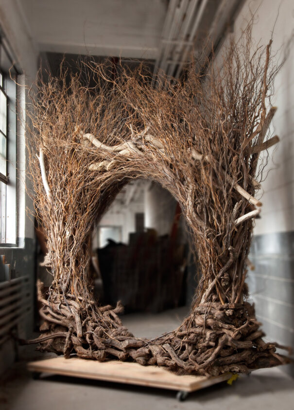 This Artist Uses Branches To Create Stunning Sculptures And Human-Sized ...