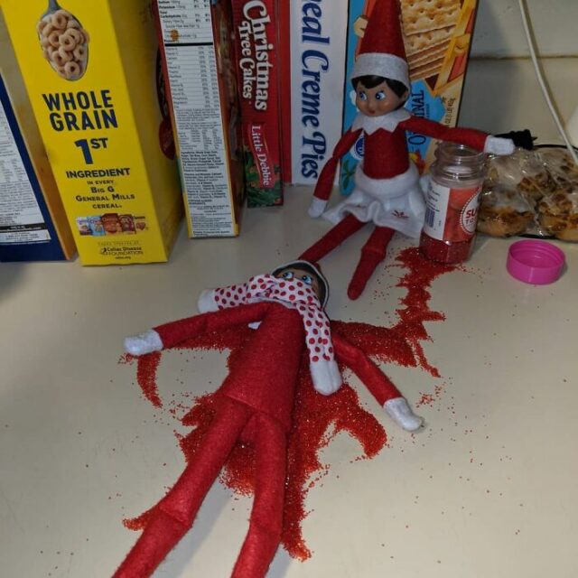 20 Parents Whose 'Elf On The Shelf' Scheme Went Hilariously Wrong ...