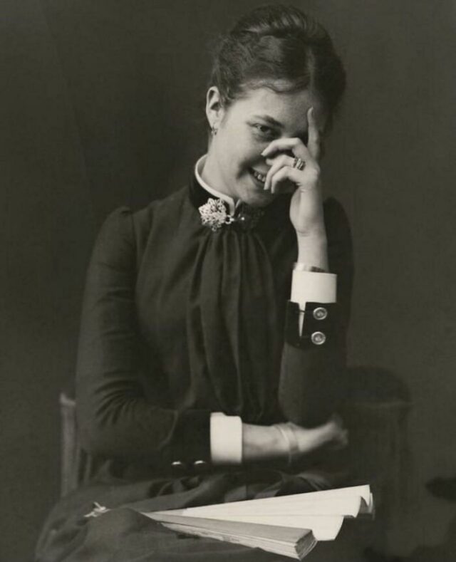 30 Pics Of People From 50-100 Years Ago That Give Us A Glimpse Of How ...