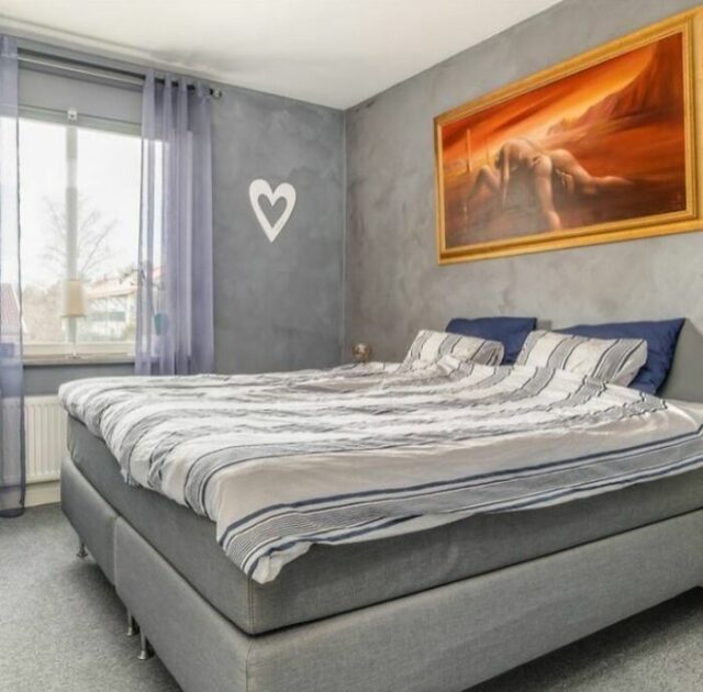 20 Hilarious Real Estate Agent Photos Of 'Unconventional' Properties ...