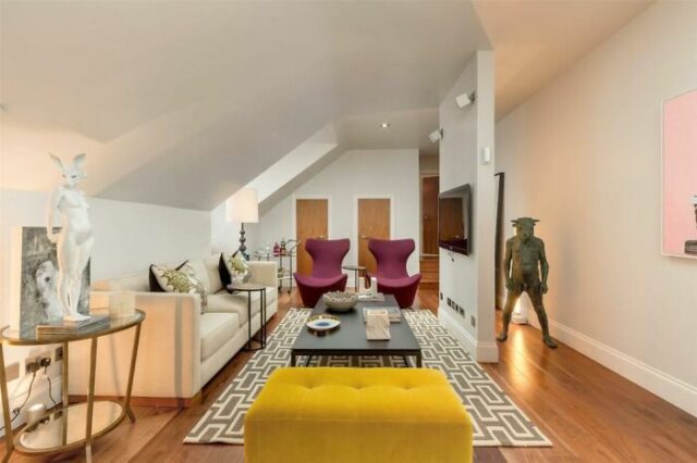 20 Hilarious Real Estate Agent Photos Of 'Unconventional' Properties ...