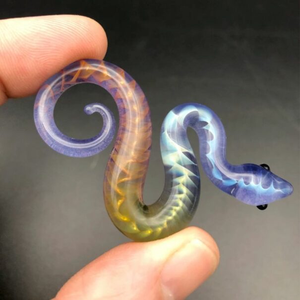 10 Mind-Blowing Glass-Blown Snakes By Ryan Eicher | DeMilked