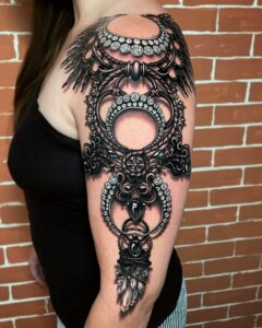 20 Jaw-Dropping Jewelry Tattoos, As Designed By Celebrity Ink Master ...