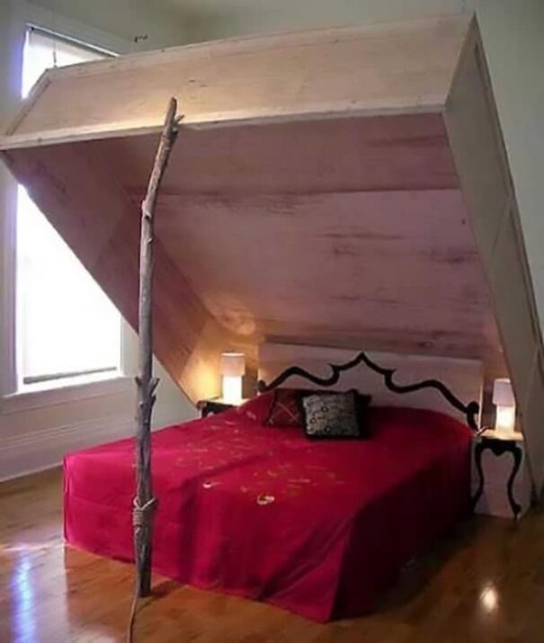 20 Pics Of 'Bedrooms With Threatening Auras' That Might Give You ...