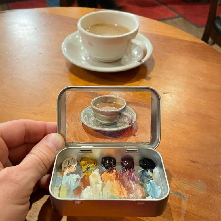 15 Beautiful Miniature Paintings Concealed Inside Mint Boxes, As ...
