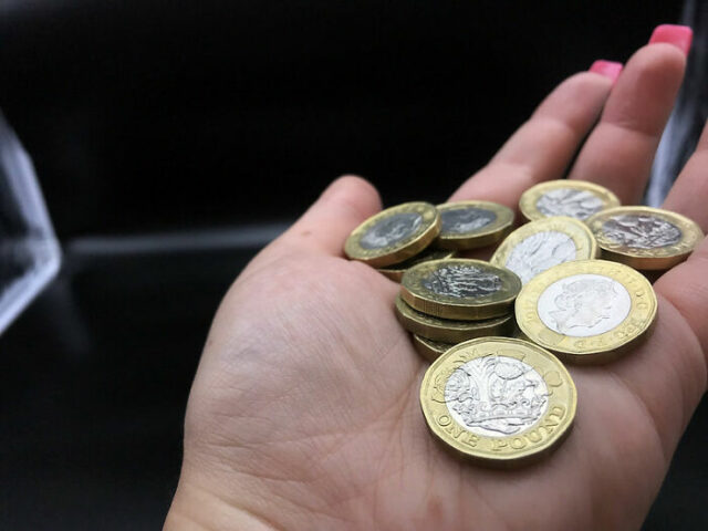 20 Times People Found Fascinating Items While Cleaning Out Rooms Of ...