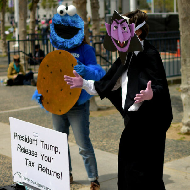 20 Biggest Scams In Life That Lure People In, But Nobody Wants To ...