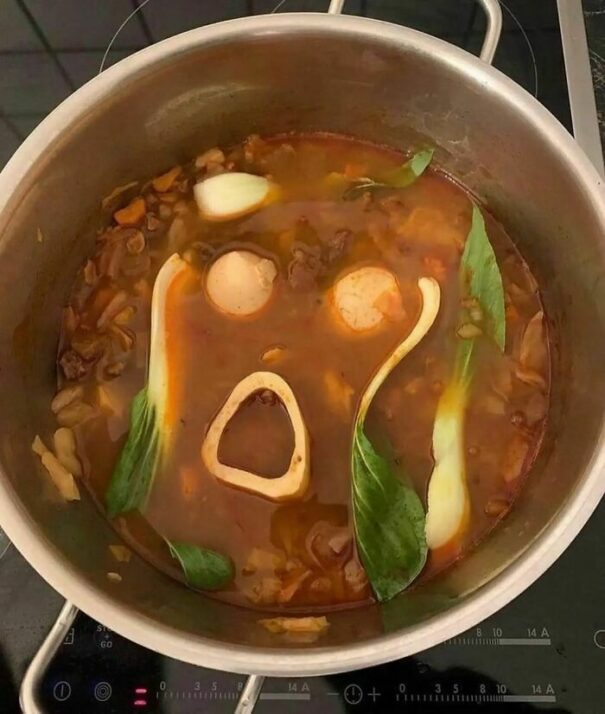 20 "Chaotic Food" Pics That Might Leave You With Many Questions, As ...