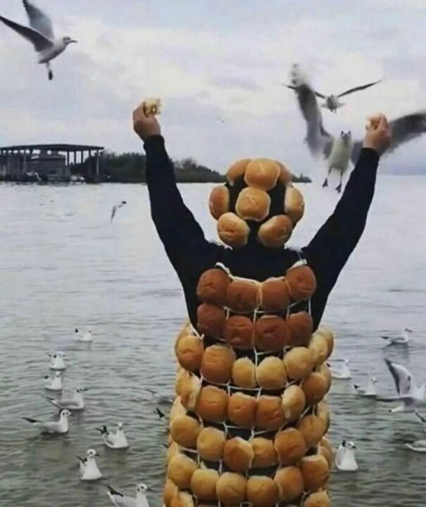 20 "Chaotic Food" Pics That Might Leave You With Many Questions, As ...