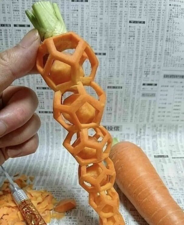 20 "Chaotic Food" Pics That Might Leave You With Many Questions, As ...