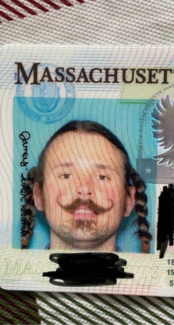 20 Of The Most Hilarious ID Pics Ever Taken, As Shared Online | DeMilked