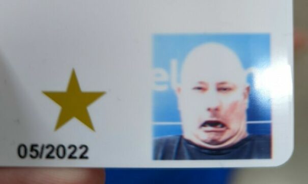 20 Of The Most Hilarious ID Pics Ever Taken, As Shared Online | DeMilked