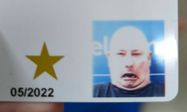 20 Of The Most Hilarious ID Pics Ever Taken, As Shared Online | DeMilked