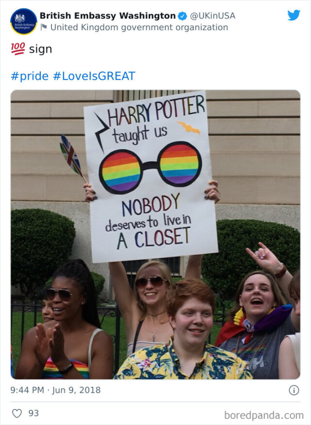 30 Of The Most Funny Sightings From Pride Events Around The World ...