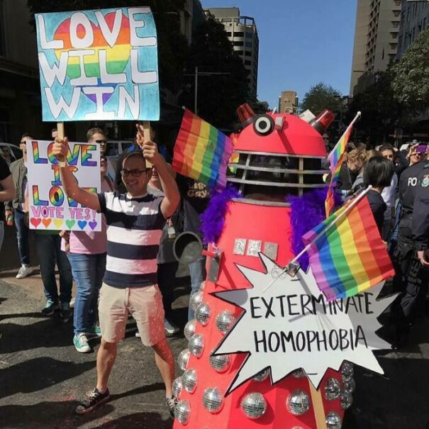 30 Of The Most Funny Sightings From Pride Events Around The World ...