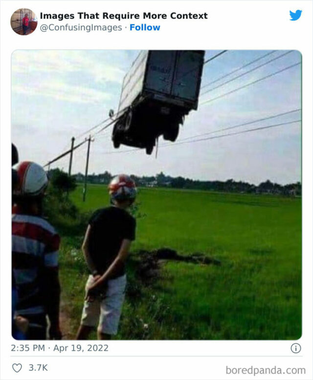 20 Random Pics Posted On This Twitter Page That Doesn't Make Any Sense Without Context | DeMilked