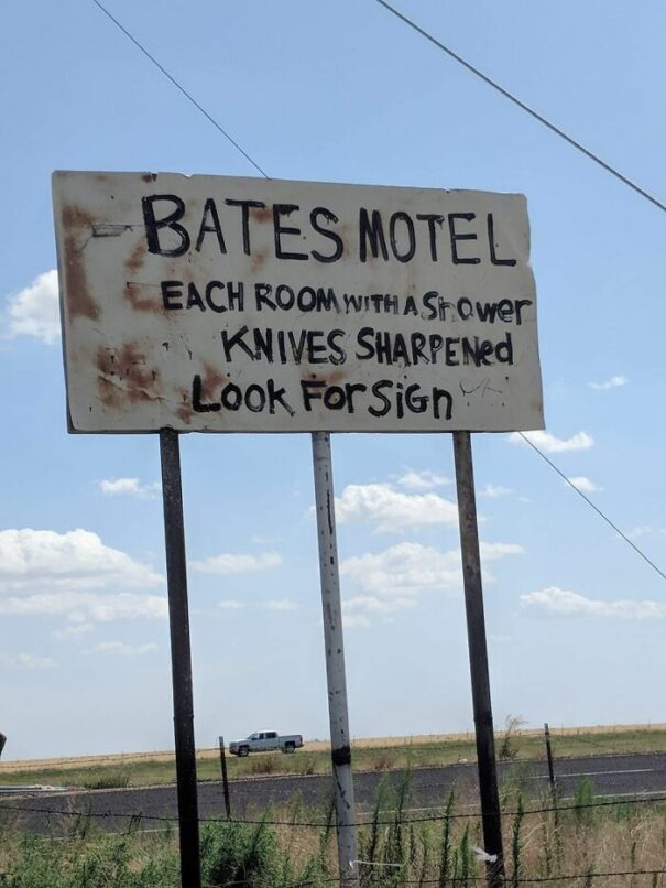 20 Of The Most Unusual And Hilarious Signs Shared In This Online ...