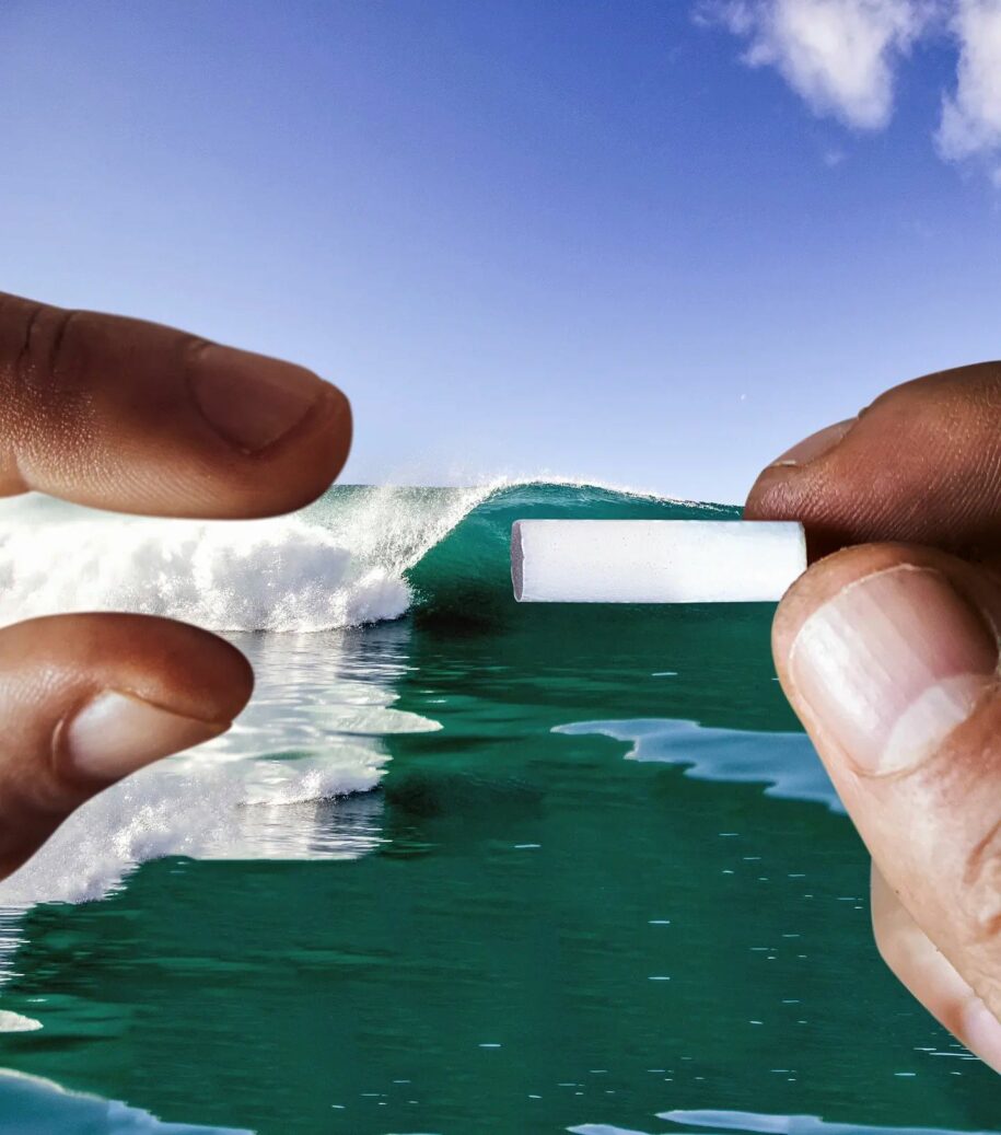 20 Times This Photographer Used The Forced Perspective Technique To ...