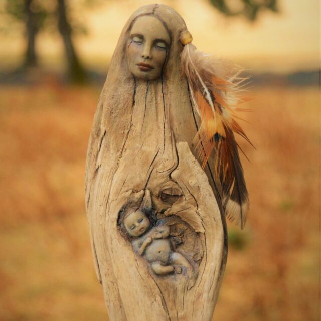 20 Beautiful Driftwood Sculptures Showing Our Interdependence With ...